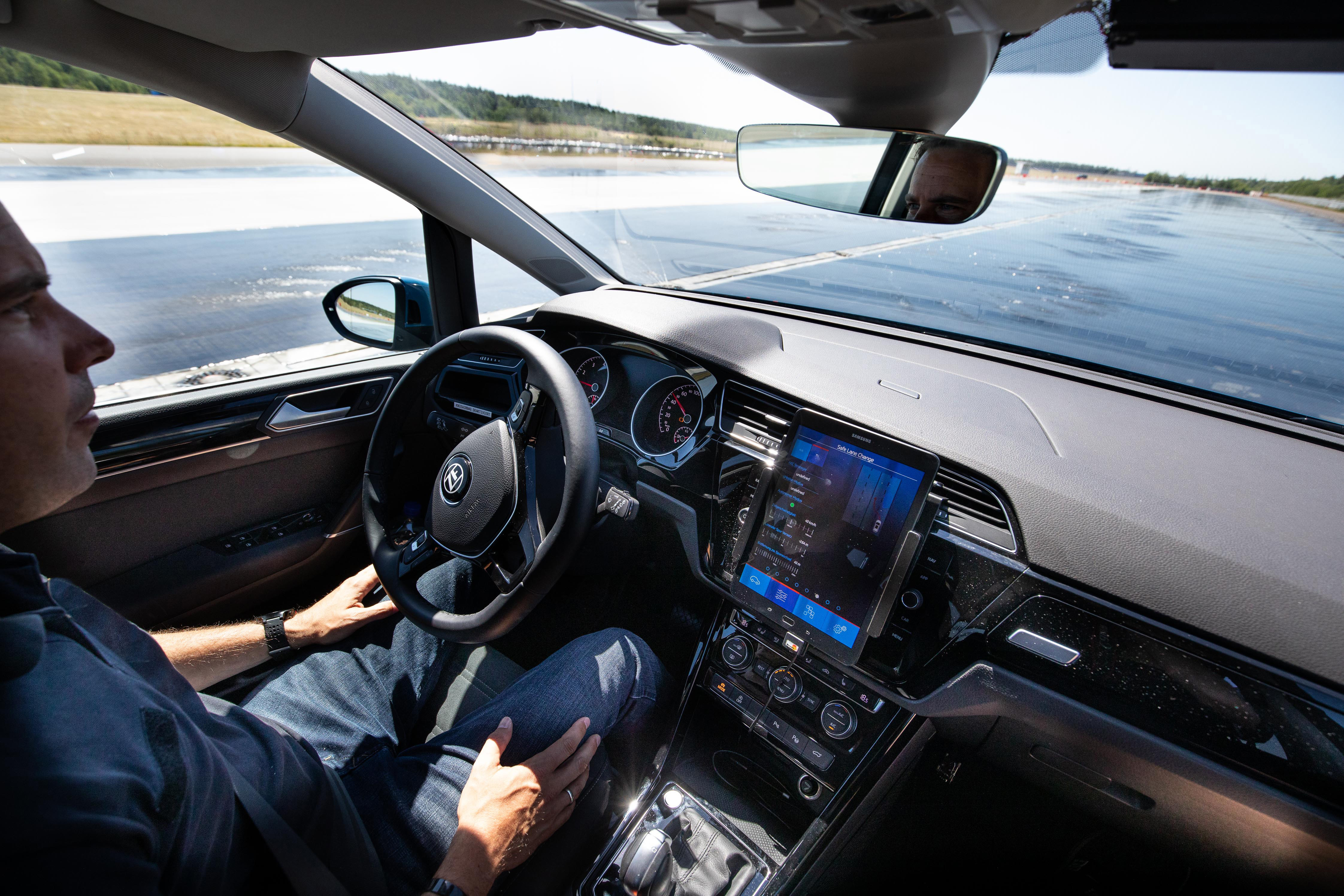 Is ZF's Flying Carpet chassis concept the ultimate ride? | Vehicle ...