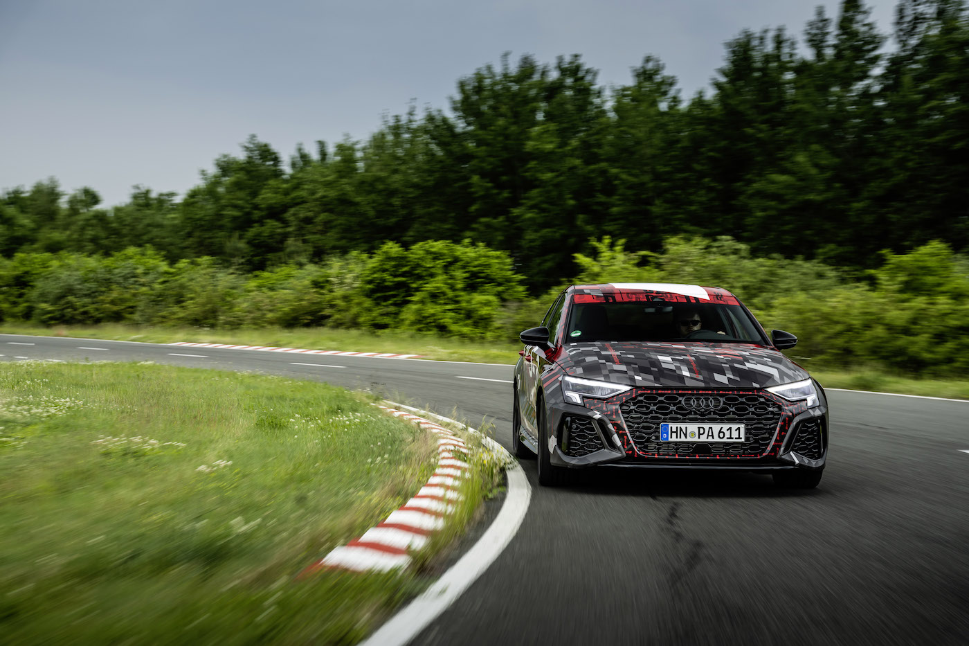 Active rear-axle torque vectoring boosts the Audi RS 3’s dynamics ...