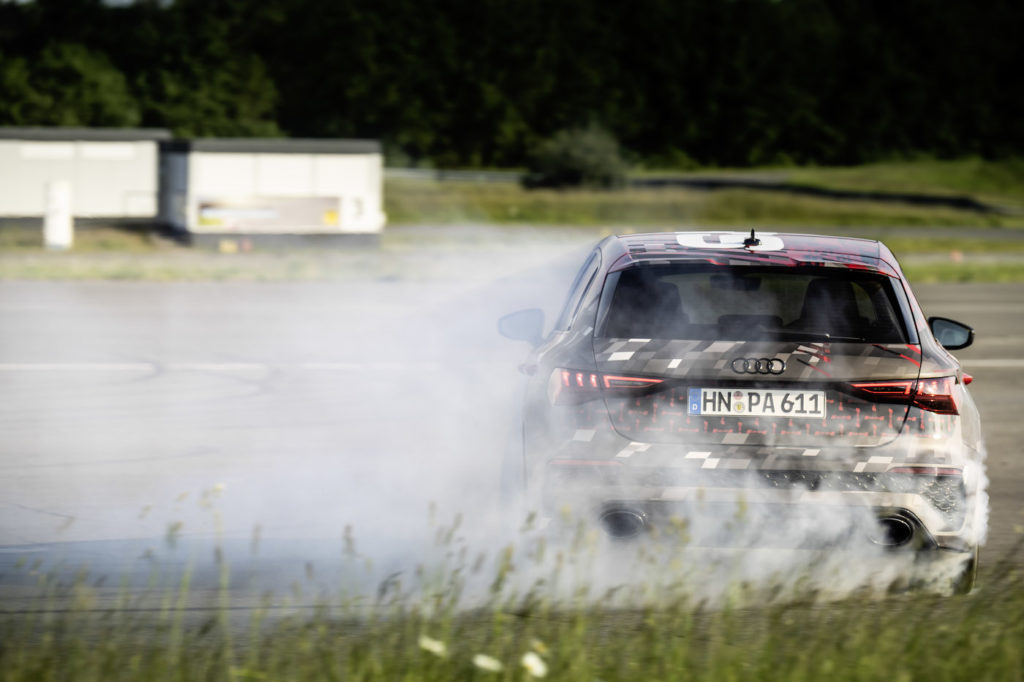 Active rear-axle torque vectoring boosts the Audi RS 3’s dynamics ...